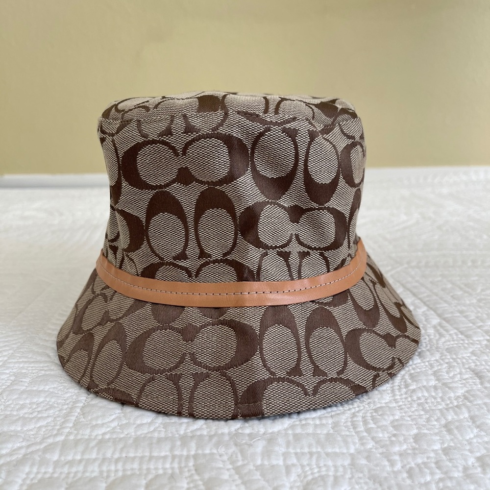 Coach Monogram Signature Bucket Hat P/S - Gem